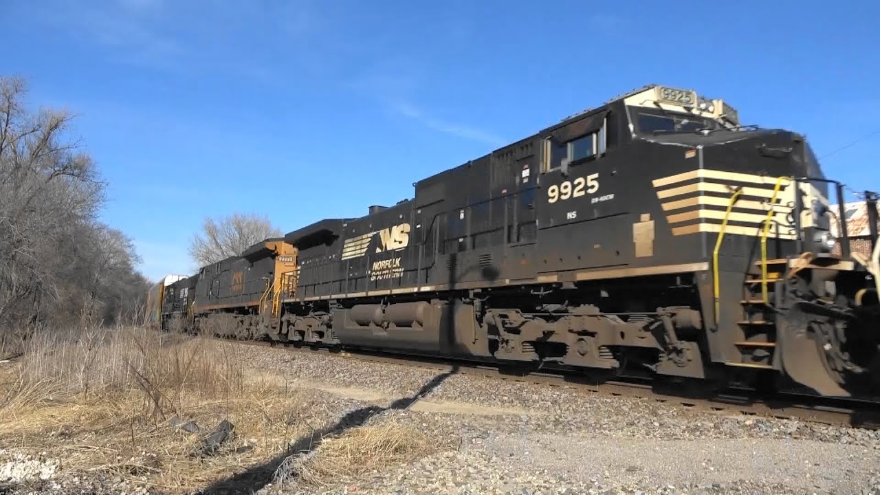 BNSF 6981 w/ NS & CSX Leads Freight Orion, IL 3/2/2024 - YouTube