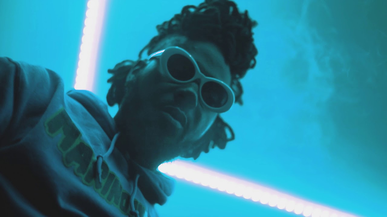 Lulu P - Get The Door - YouTube