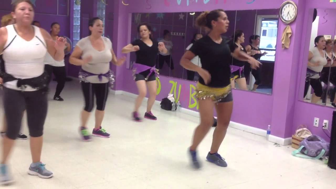 Zumba with Kathy (festejo peruano kambalache) - YouTube