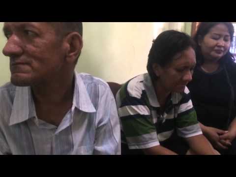 2. Tante Ajis Berdoa