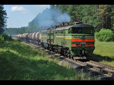 2ТЭ10М-2850 с наливным поездом / 2TE10M-2850 with a freight train - YouTube