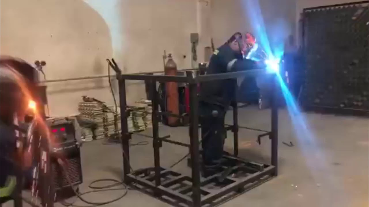 Proceso fabricación Racks - YouTube