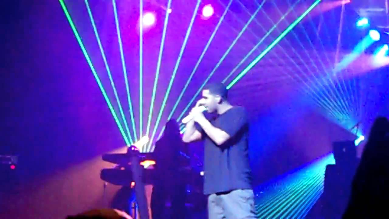 Drake "Unforgettable"- Miami 9/21/10 - YouTube