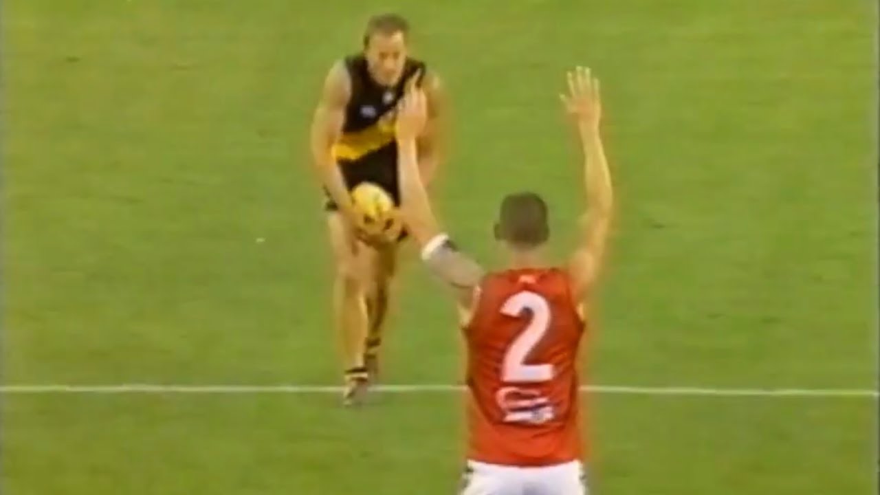 2004 AFL Wizard Cup Round 1 - Richmond vs Western Bulldogs - YouTube