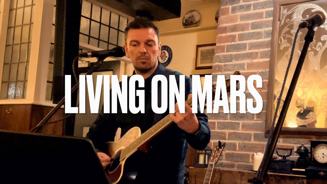 Dan Solo - Living On Mars 10:11:21 - YouTube Music