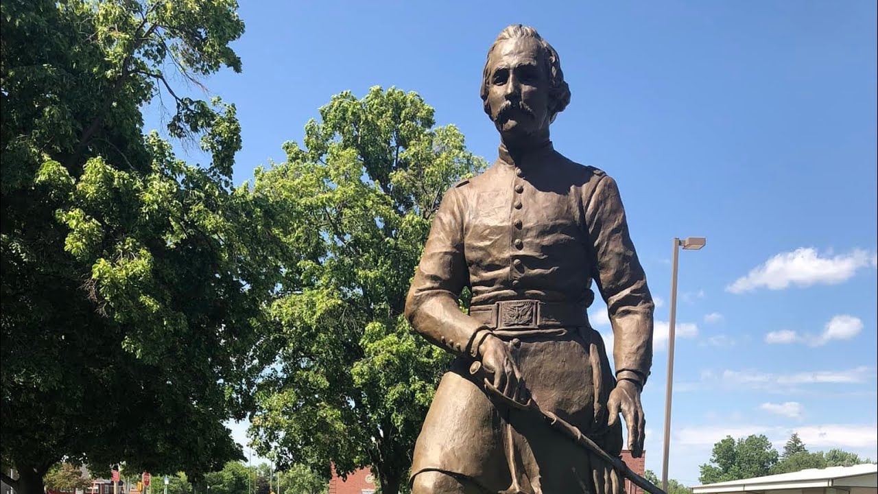 Mignery Sculpture Garden Bartlett Nebraska Part II - YouTube