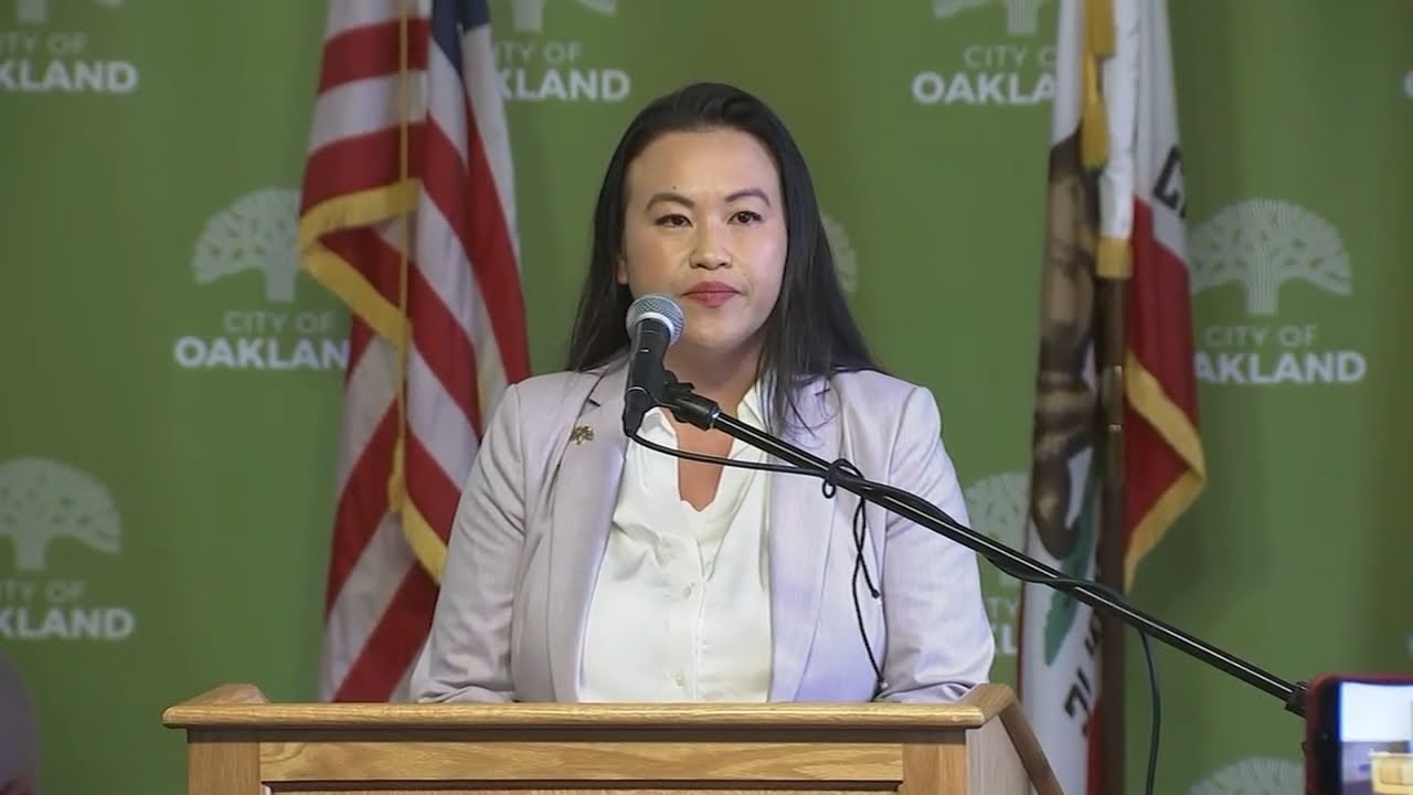 LIVE: Oakland mayor delivers State of the City address - YouTube