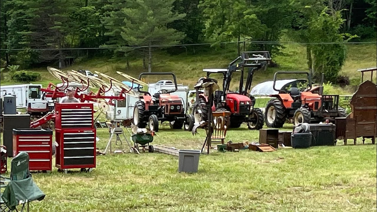Farm equipment auction - YouTube