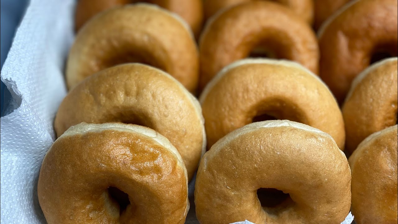 HOW TO MAKE THE BEST RING DOUGHNUTS - YouTube