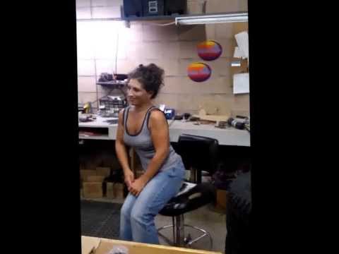 HOT CHICK Farts on command