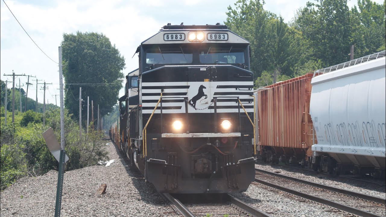 Railfanning B&E with @protosheep with only B101 and a keolis [7-21-24 ...