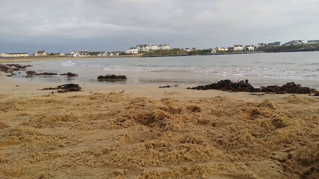 Treaddur Bay - Holyhead, Anglesey, North Wales, UK - YouTube