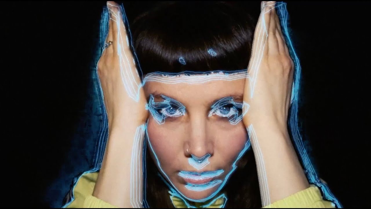 BRUXA COSA - Cutting Circuits (Official Music Video) - YouTube