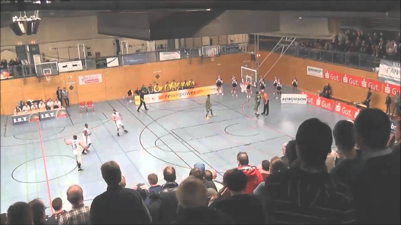 SC Rist Wedel: Diante Watkins mit dem Siegtreffer zur Tabellenführung ...