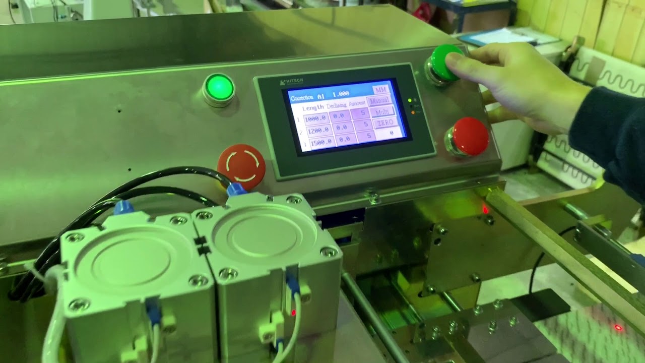 DX 515-Vertical vane making machine - YouTube