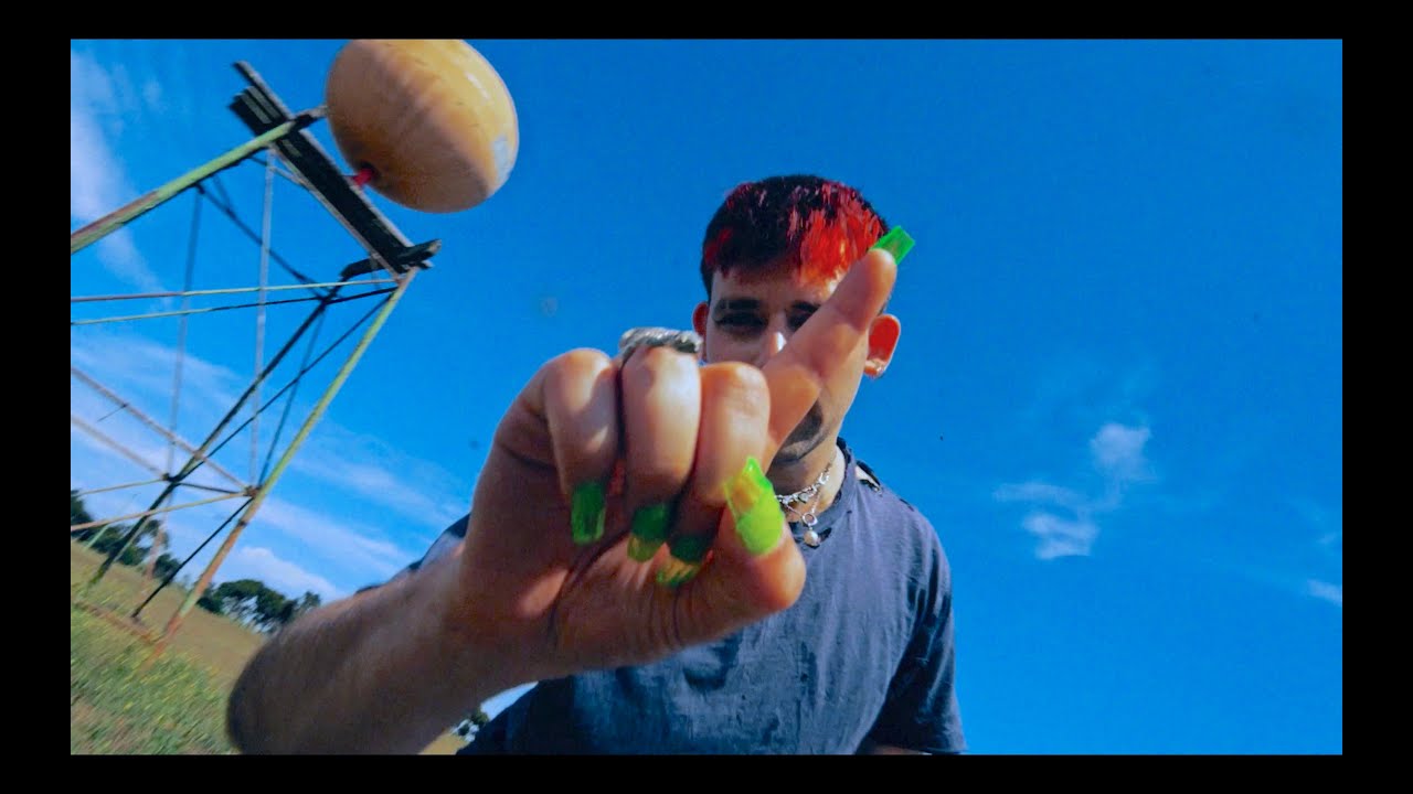 Hydra Fashion Week - Total FreeFall (Official Video) - YouTube