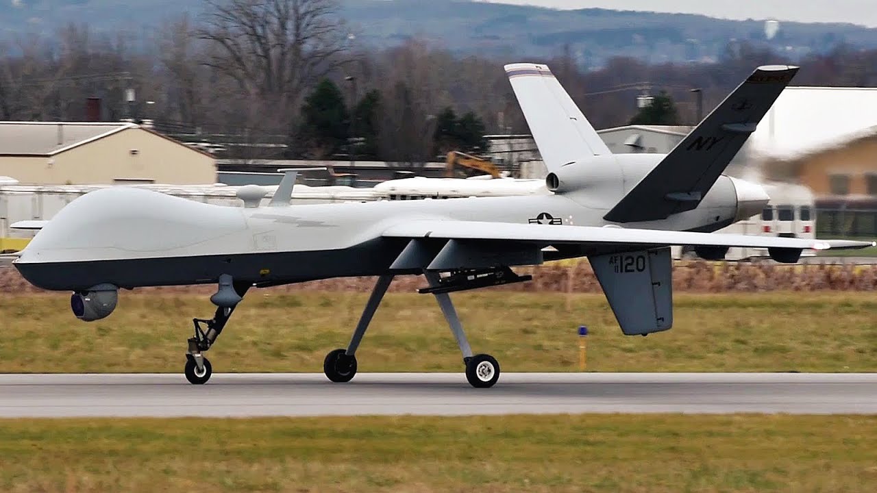 MQ-9 Reaper UAV Launch & Recovery - Syracuse Airport - YouTube