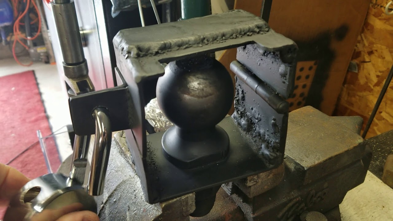 Trailer hitch lock done - YouTube
