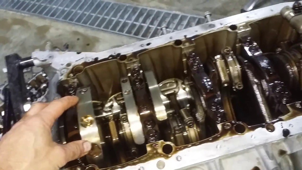 M157 engine rebuild part 4 - YouTube