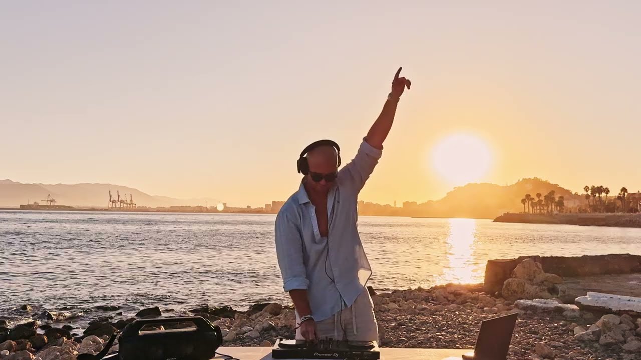 Sunset House Music Mix - Old House Music Vibes - From Malaga - YouTube