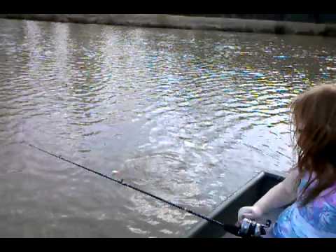 Serai caught 3 ga giant bream today thats my girl - YouTube