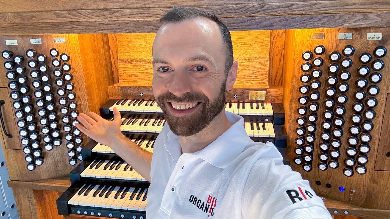 🎵 Jesu Joy of Man's Desiring on a HUGE 5-manual organ - YouTube