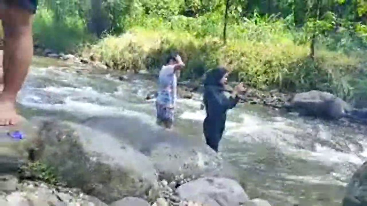 Liat Cewek Cantik Lagi Asik Mandi Basah Youtube