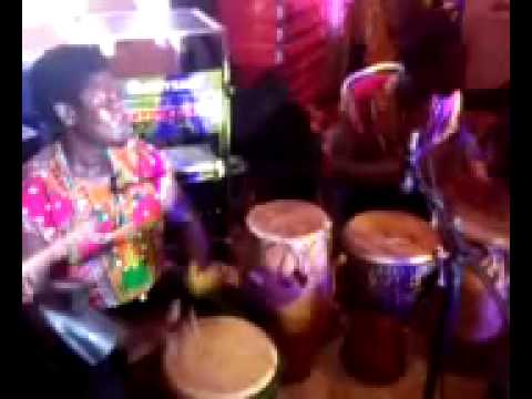 wekukronkron band in hot show at alisa hotel