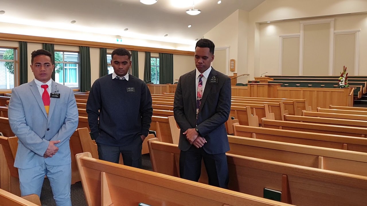 Mudgeeraba Ward Missionaries - YouTube