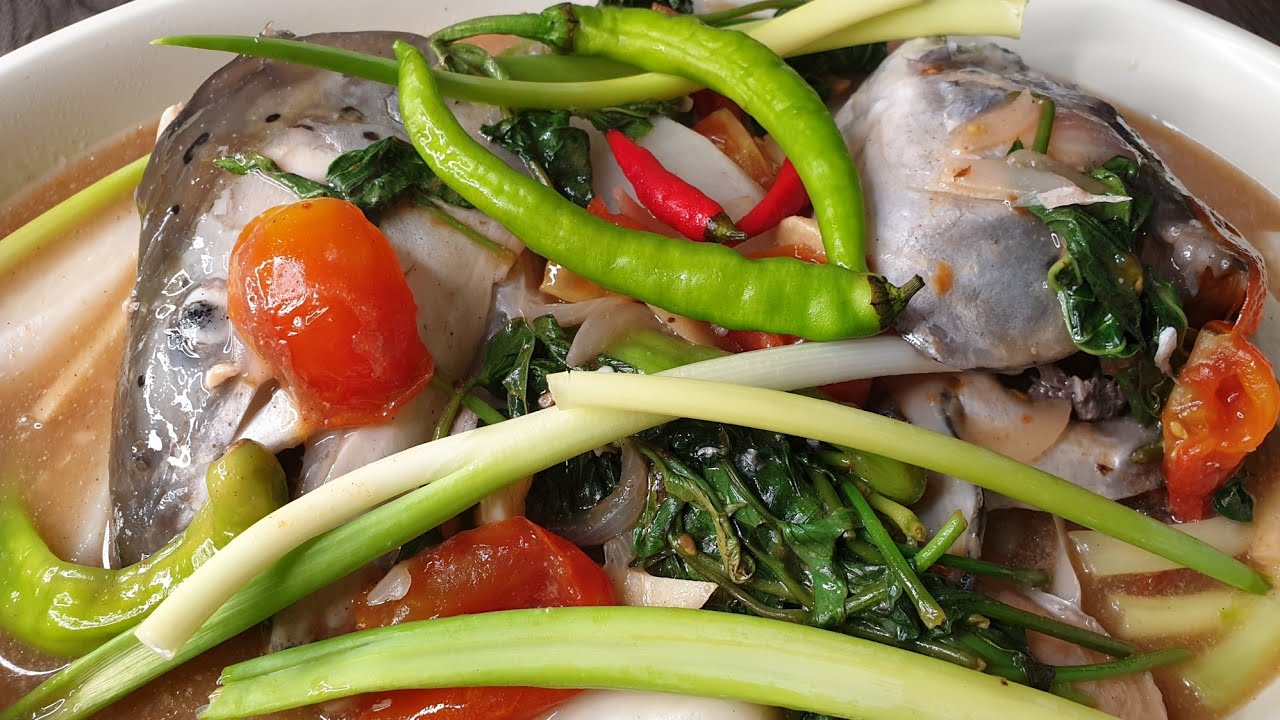 EATING HEALTHY TODAY/HEALTH IS WEALTH/FISH SINIGANG RECIPE/SALMON HEAD ...