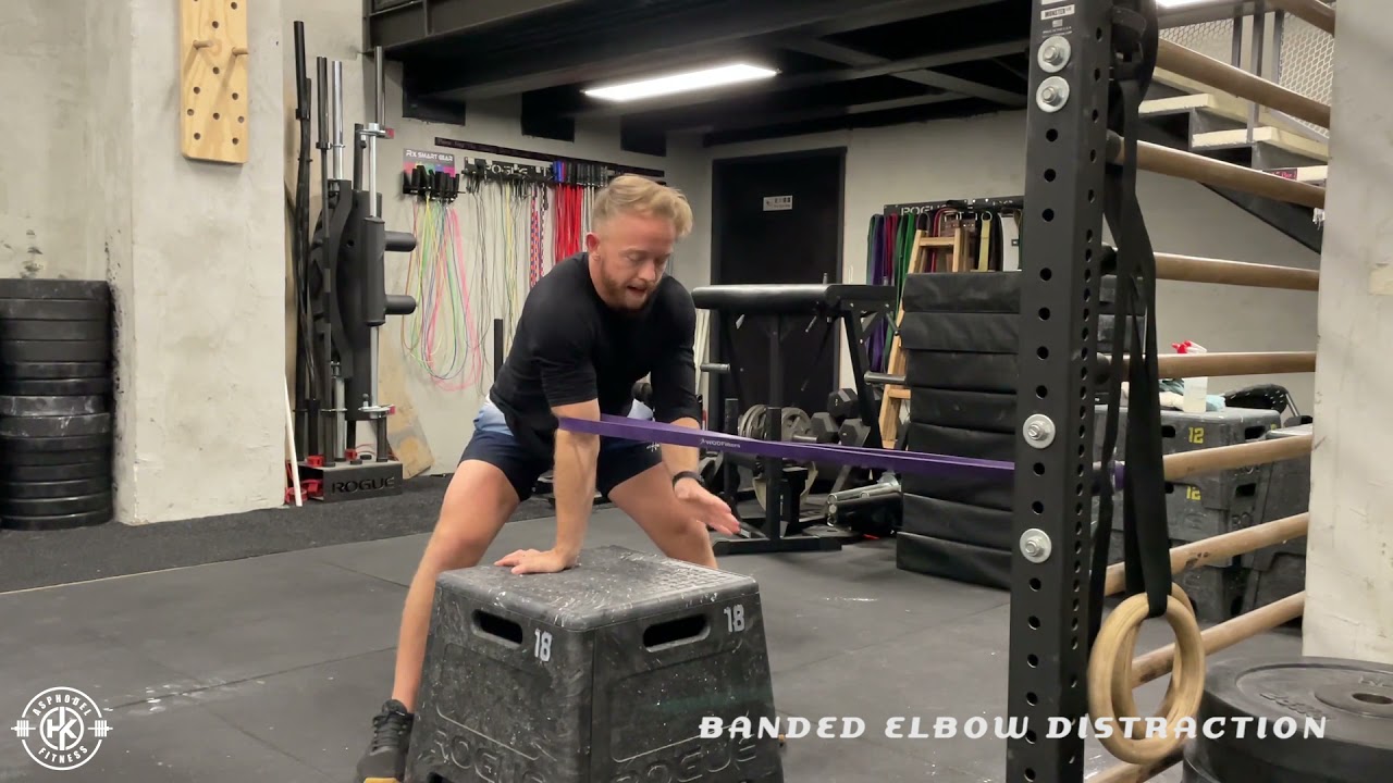 Banded Elbow Distraction - YouTube