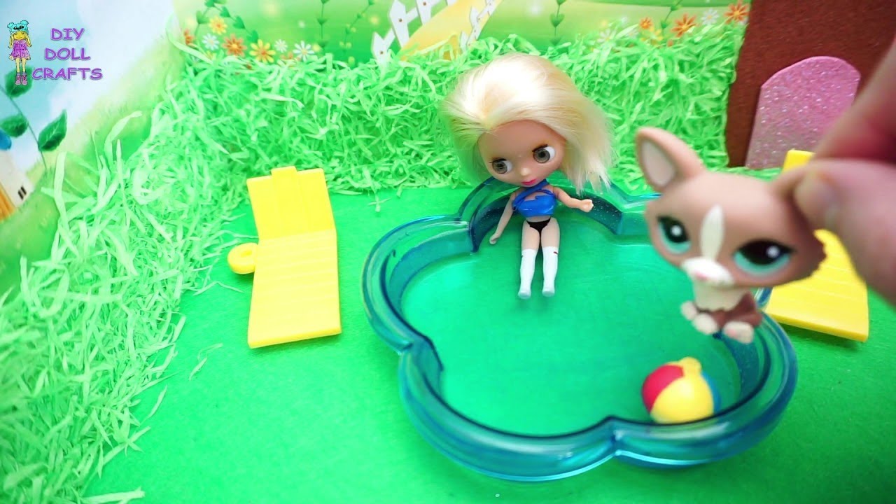 LPS and Blythe Doll DIY Dollhouse - YouTube