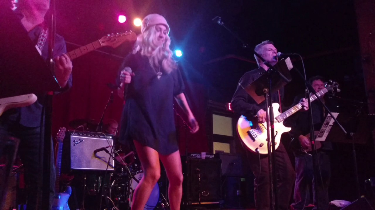 Meta Dead aka Leticia Wolf Monkees tribute - YouTube