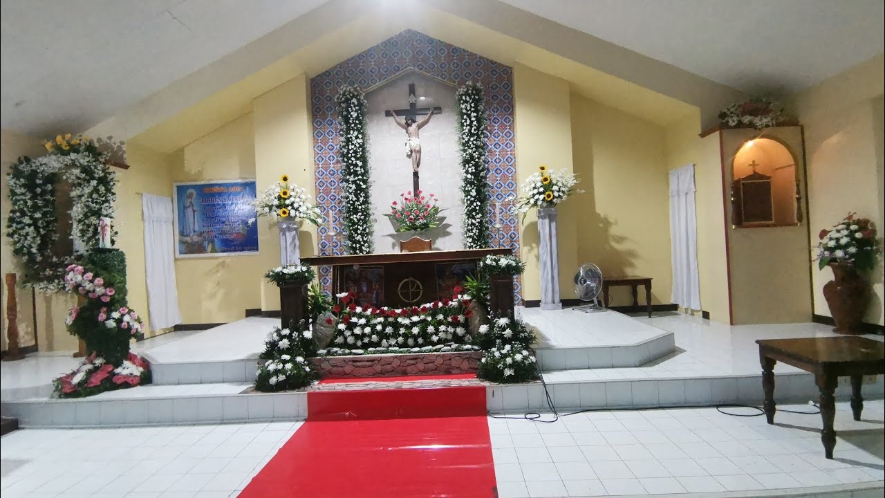 DIY FLOWER ARRANGEMENT FOR THE CHAPEL - YouTube