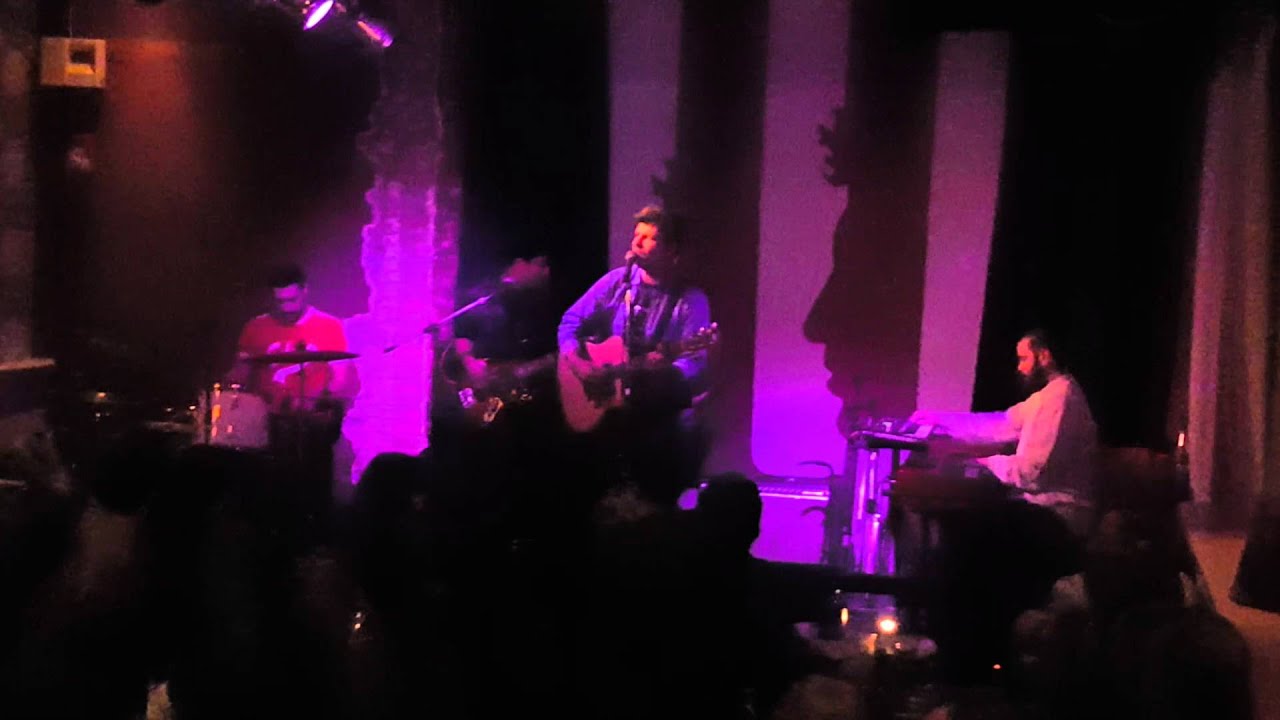 Φοιβος Δεληβοριας-χαλια live@Μανδραγορας Τρικαλα - YouTube Music