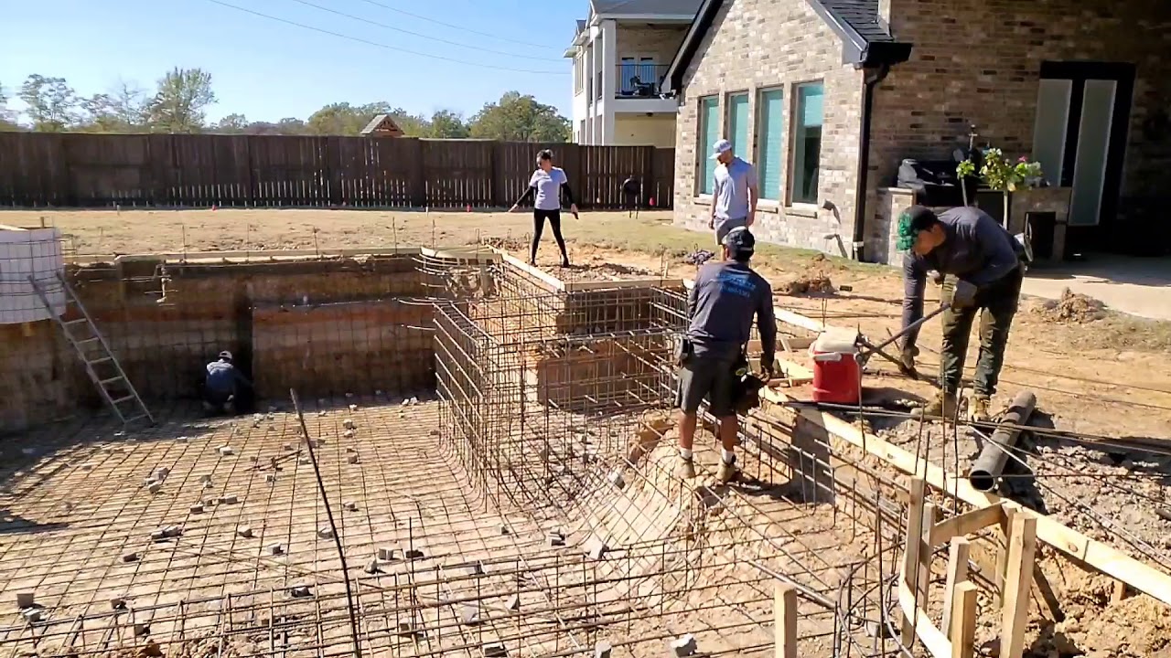 Laying Rebar For Pool - YouTube