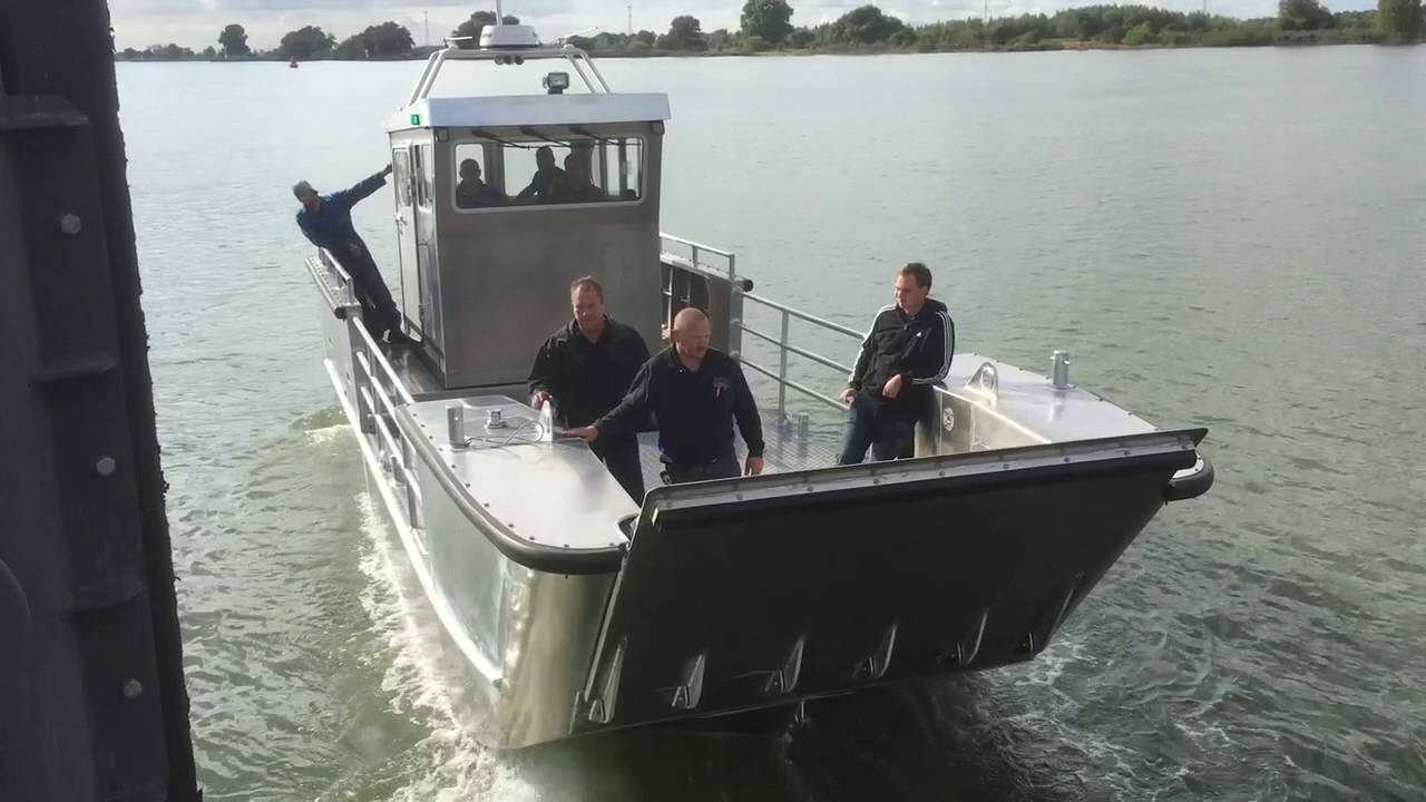 Offshore workboats - YouTube