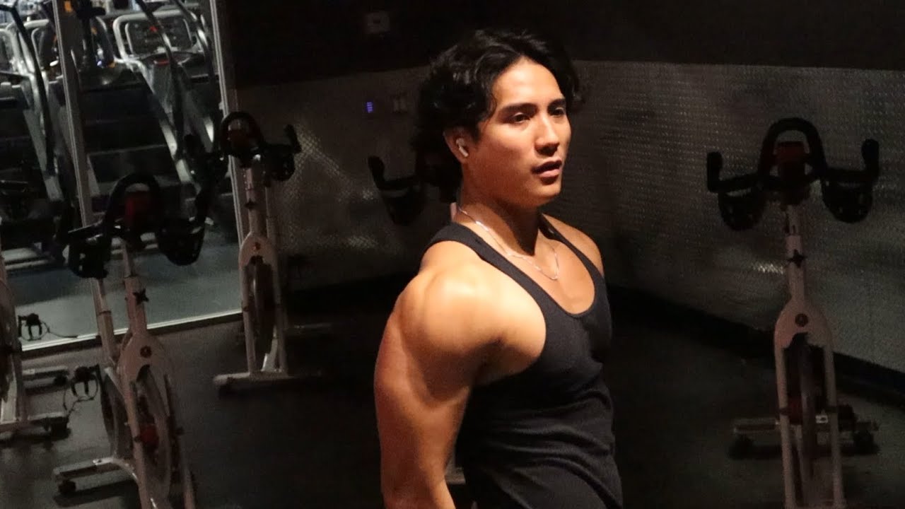 CHEST DAY W/ THE HOMIE - YouTube