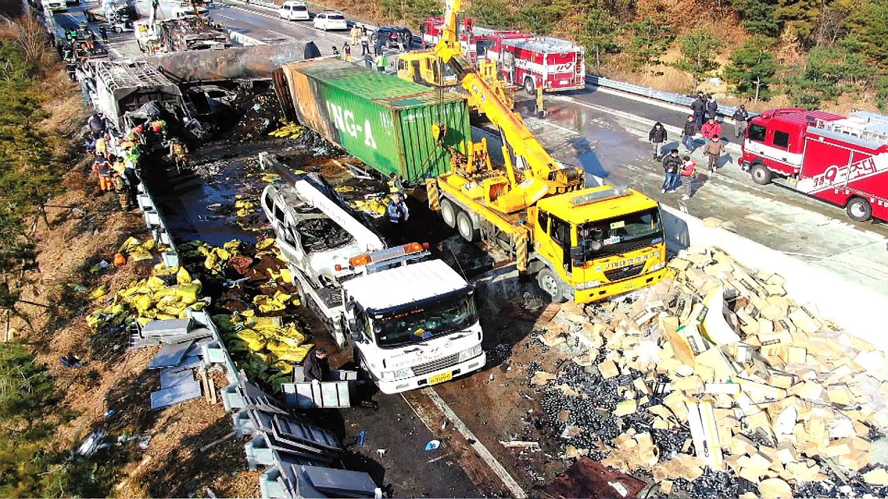 Best Dangerous idiots Truck & Car Driving Skills/ Extreme Overload ...