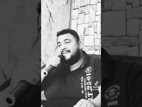 öyle bir baktı bana