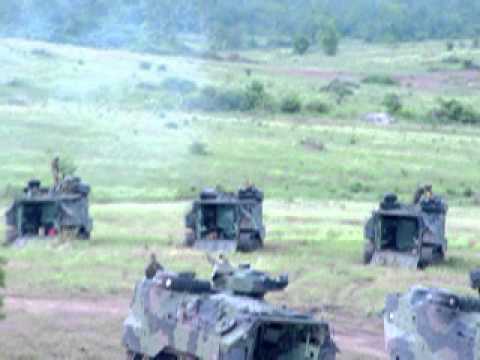 US Marines: Talking Guns - YouTube