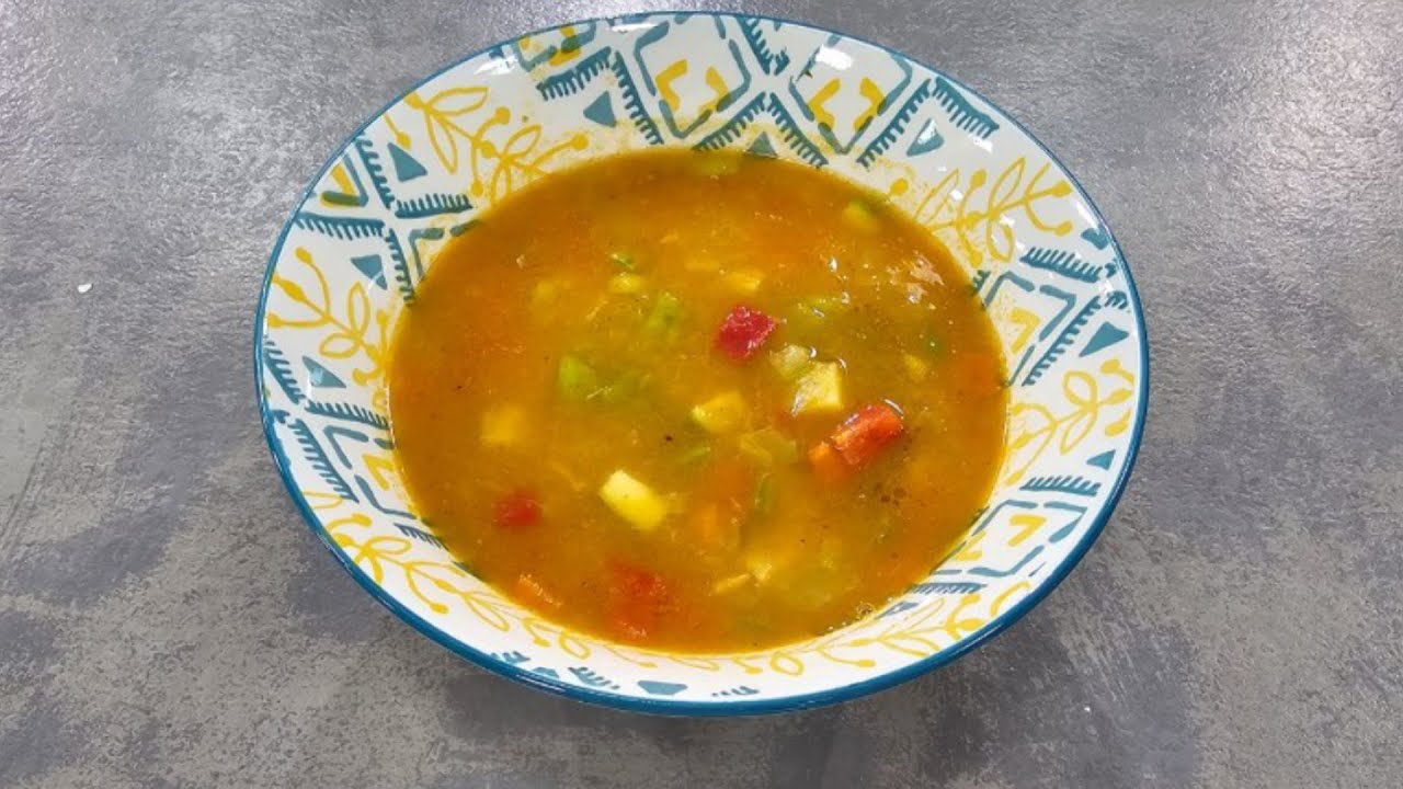 Rreze Dielli - Supë me perime të stinës nga zonja Albana / Recetë në ...