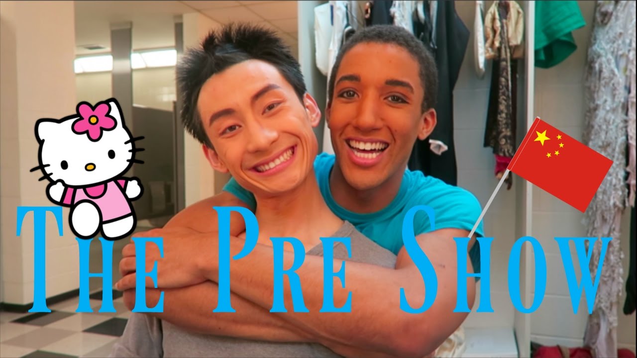 The Pre Show: Z Babes - YouTube