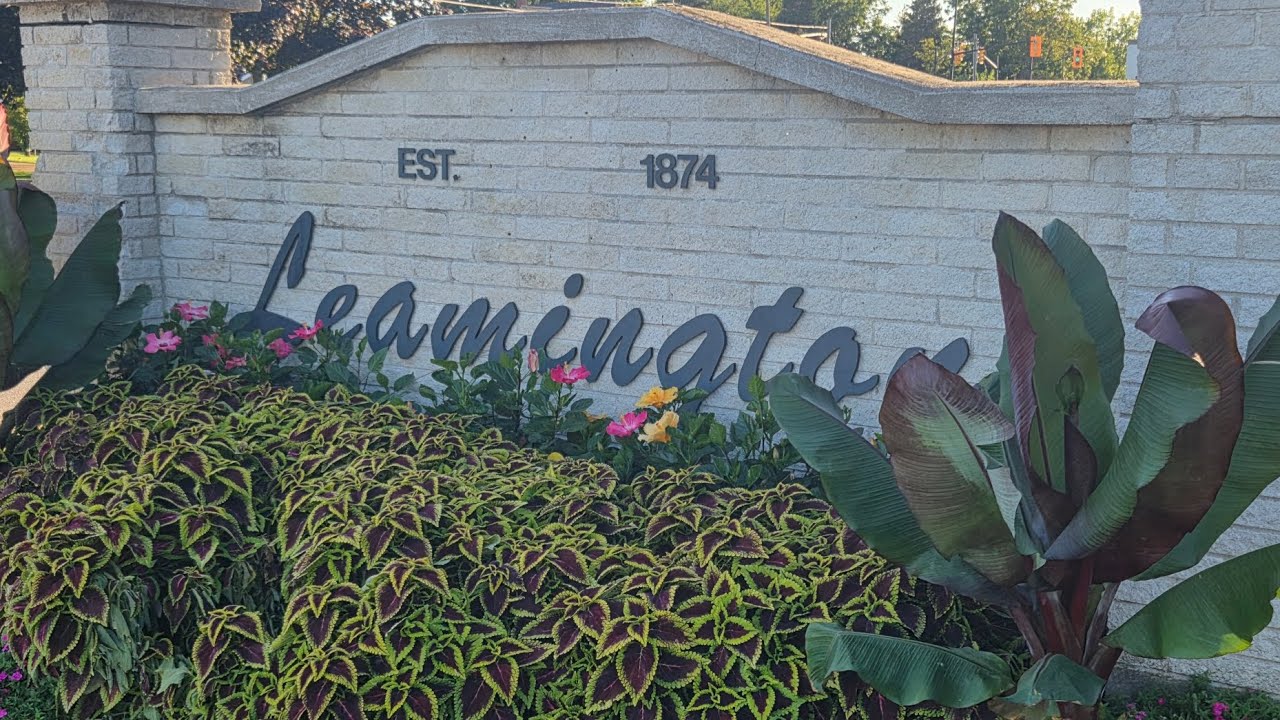 🇨🇦🍁RECORRIDO POR EL CENTRO DE EL PUEBLO DE LEAMINGTON ONTARIO. - YouTube