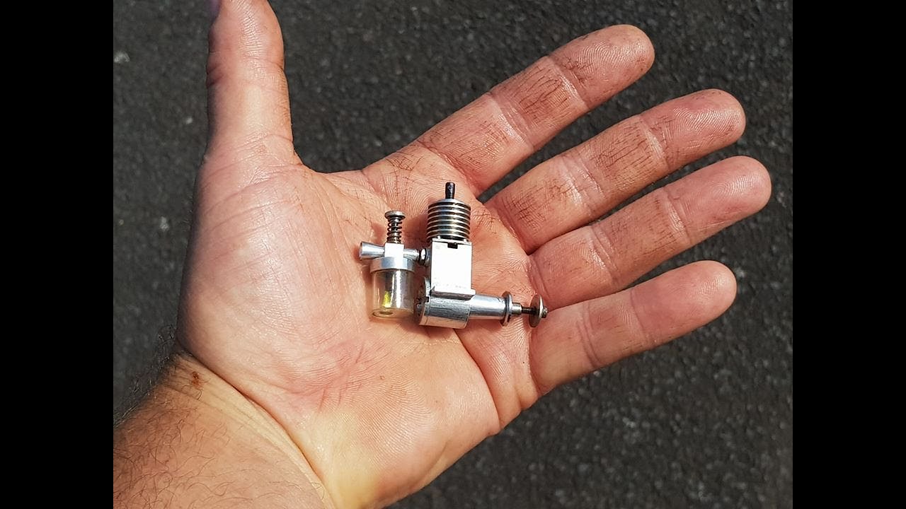 Model diesel engine run, 0.2cc home made. - YouTube
