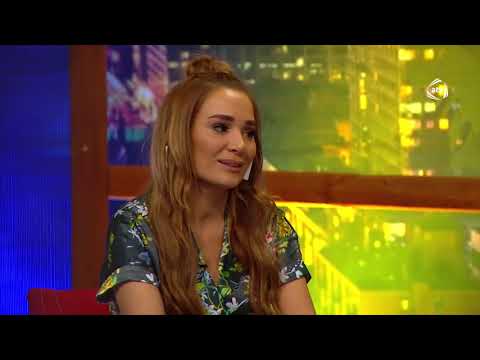 Şəbnəmin geyimi Röyanın geymi ilə eynidir? (Ən Yaxşısı)