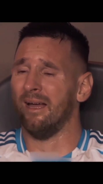 Crying Messi 🥹#football #sports #messi - YouTube