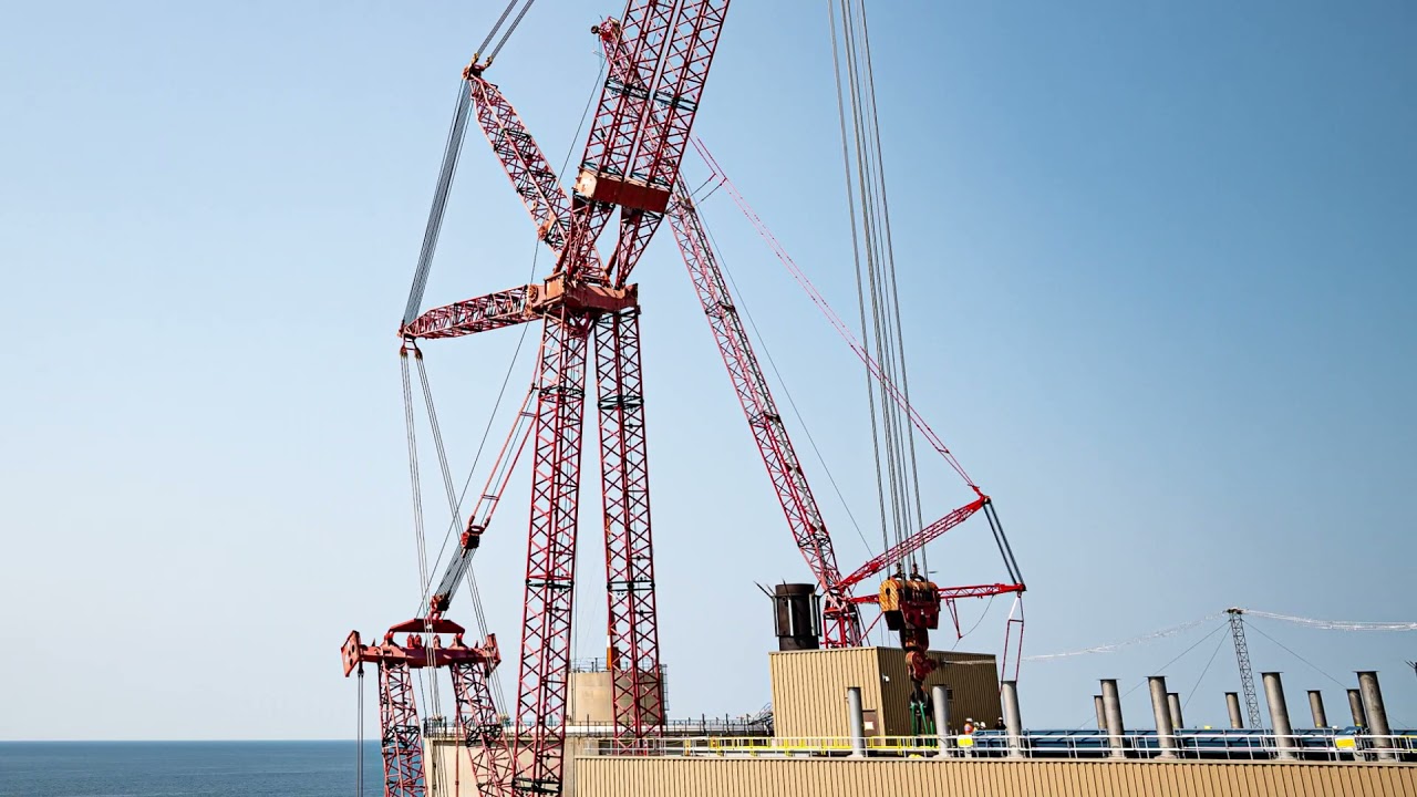 First steam generator removed from Unit 6 - YouTube