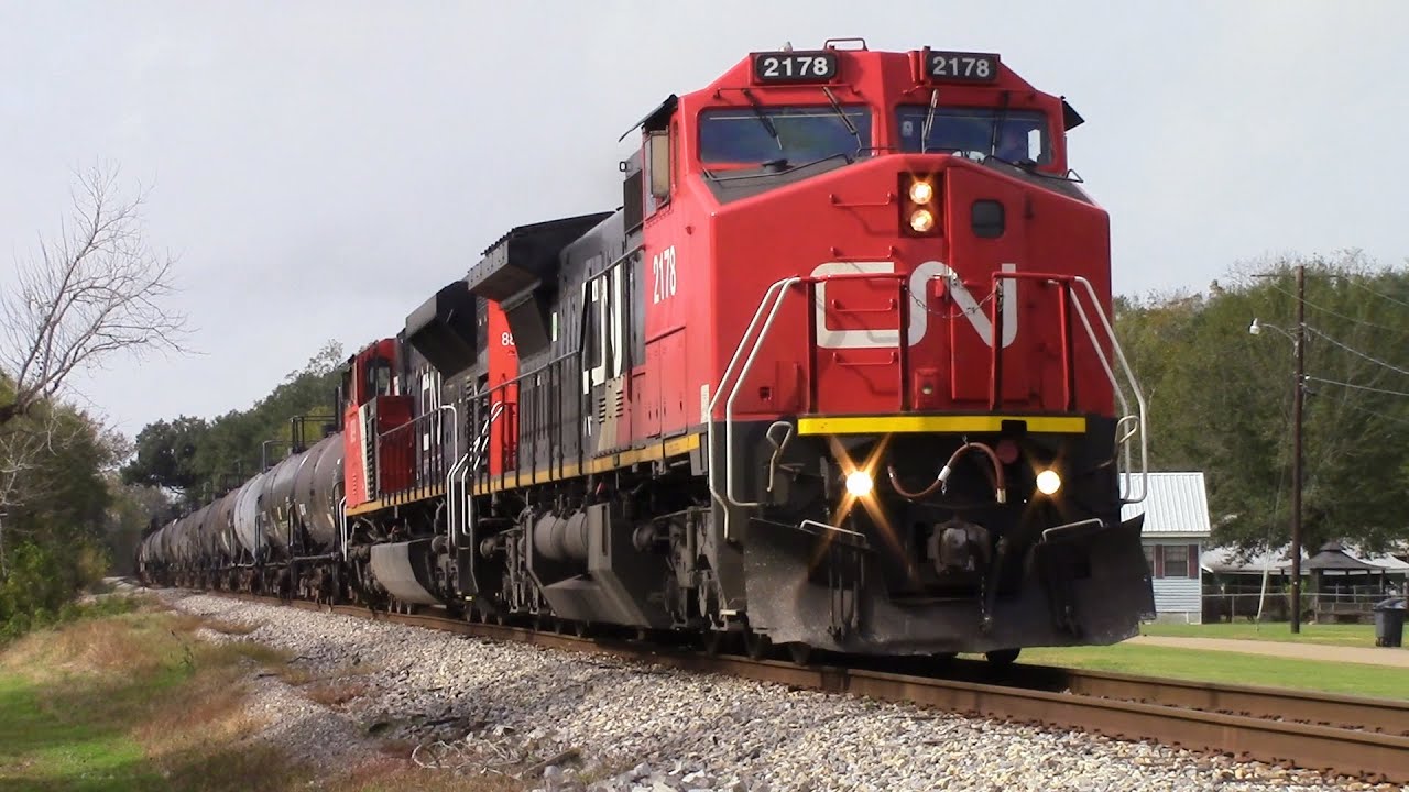CN 2178 & CN 8899 (11/27/15) Hester, LA HD - YouTube
