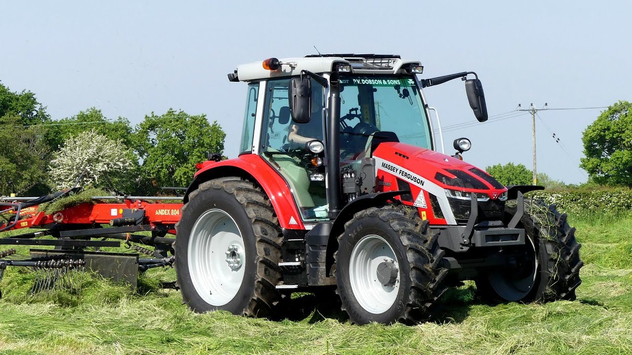 Massey Ferguson 5S.125 Tractor: REVIEW - YouTube